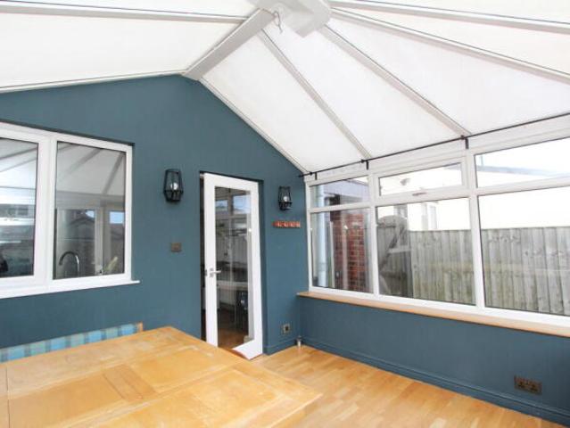 2 bedroom terraced house for rent in Charnock Hall Road, Sheffield, S12