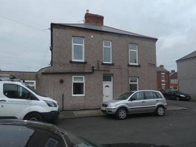 2 bedroom terraced house for rent in Charlton Street Blyth Northumberland NE24 2LF NE24