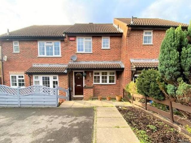 2 bedroom terraced house for rent in Charlotte Close Chatham ME5