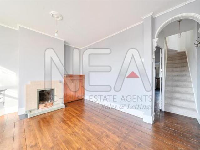 2 bedroom terraced house for rent in Chester Street, Caversham, Reading, RG4