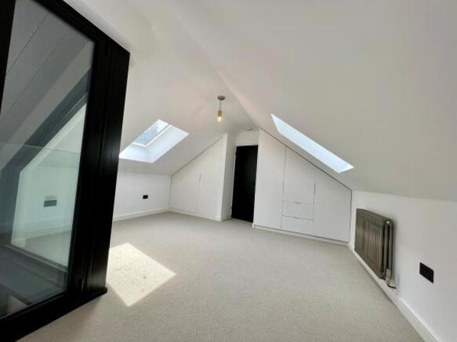 2 bedroom terraced house for rent in Circus Street, Brighton, BN2