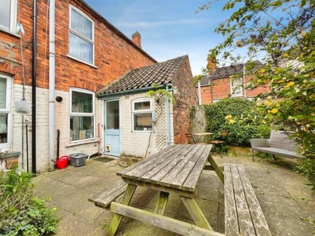 2 bedroom terraced house for rent in Clara Terrace, Lincoln, LN1