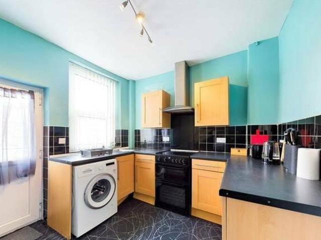 2 bedroom terraced house for rent in Clarendon Road Lancaster LA1