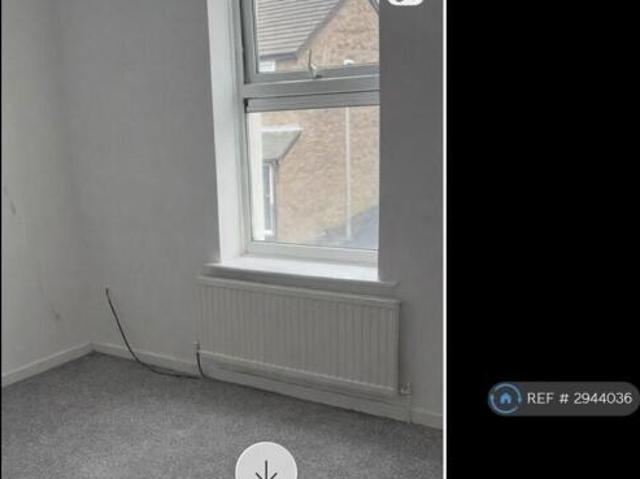 2 bedroom terraced house for rent in Clarendon Road, Lancaster, LA1