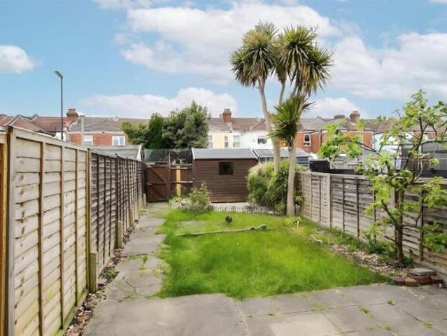 2 bedroom terraced house for rent in Clarendon Road, Southampton, SO16