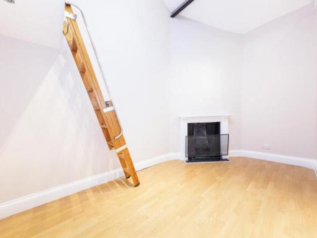 2 bedroom terraced house for rent in Clifton Road, Clifton, BS8