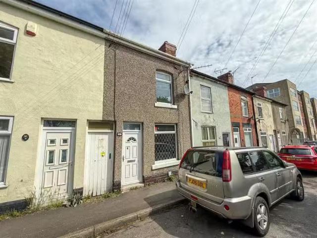 2 bedroom terraced house for rent in Crossley Street, Ripley.