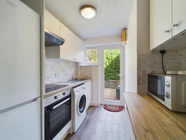 2 bedroom terraced house for rent in Crown Street, Brighton, BN1