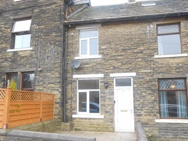 2 Bedroom Terraced House For Rent In Cullingworth, West Yorkshire