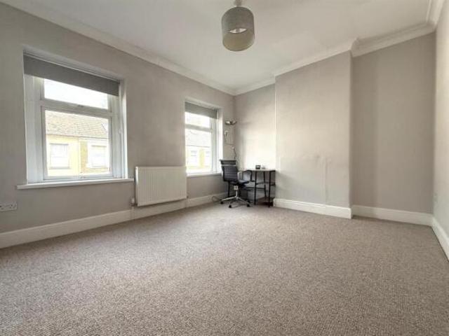 2 bedroom terraced house for rent in Cyfarthfa Street, Cardiff, CF24