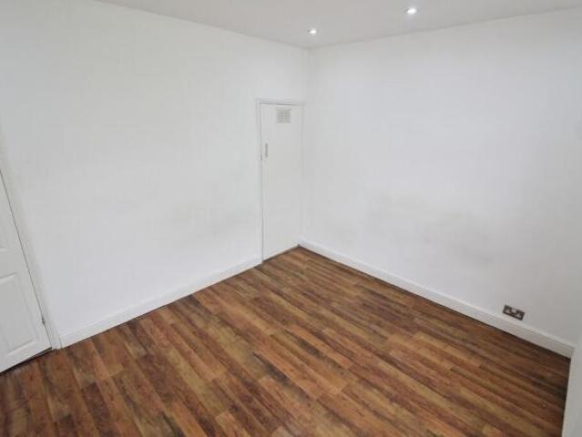 2 bedroom terraced house for rent in Cyprus Road, North End, PO2
