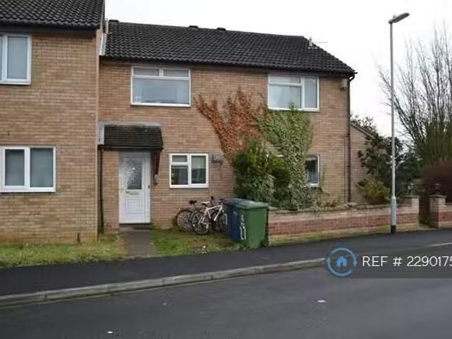 2 bedroom terraced house for rent in Amwell Road, Cambridge, CB4
