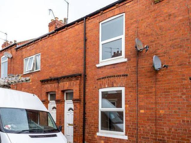2 bedroom terraced house for rent in Amberley Street York YO26