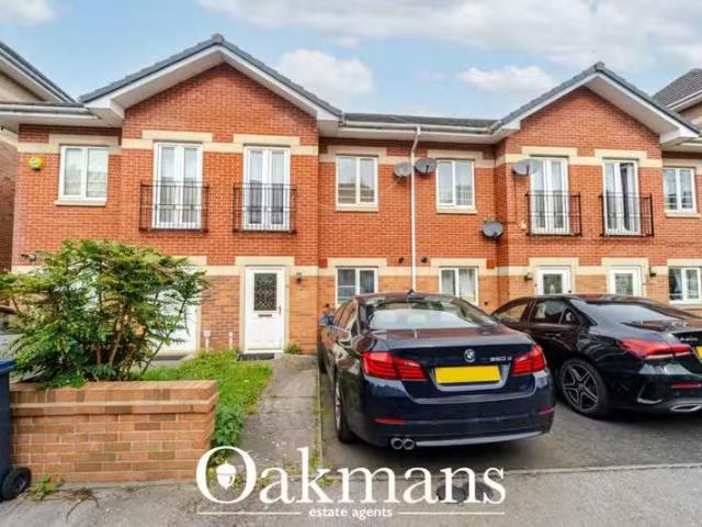 2 bedroom terraced house for rent in Anchor Crescent, Hockley.