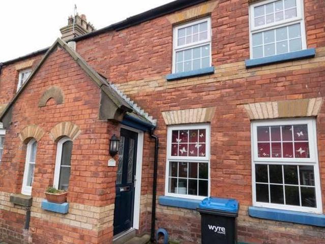 2 bedroom terraced house for rent in Abbotts Walk Fleetwood FY7