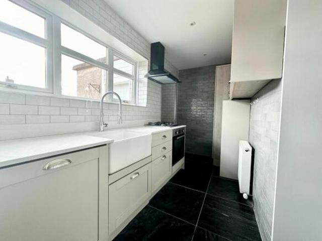 2 bedroom terraced house for rent in Aitkenhead Avenue, Coatbridge, ML5