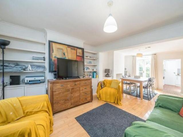 2 bedroom terraced house for rent in Albion Road, Twickenham, TW2