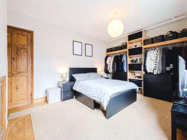 2 bedroom terraced house for rent in Albion Street, Swindon, Wiltshire, SN1