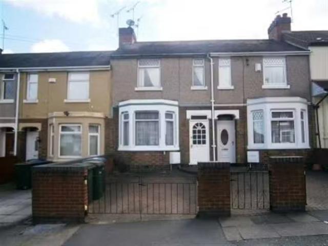 2 bedroom terraced house for rent in Alder Road, Hallgreen, Co.