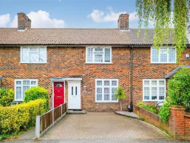 2 bedroom terraced house for rent in Arbor Road, North Chingfo.