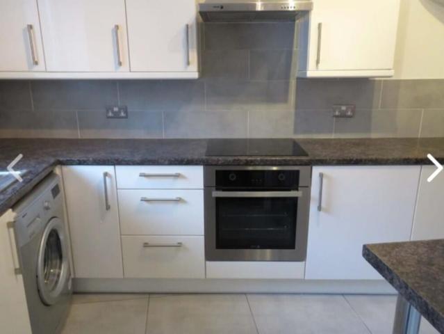 2 bedroom terraced house for rent in Argie Road, Leeds, West Yorkshire, LS4