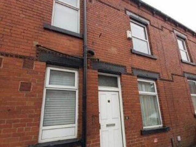 2 Bedroom Terraced House For Rent In Armley, Leeds