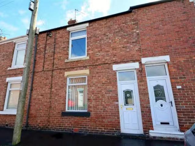 2 bedroom terraced house for rent in Arnold Street, West Auckl.