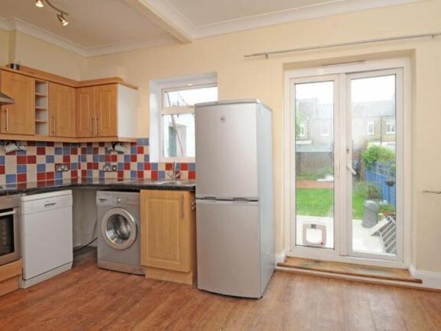 2 bedroom terraced house for rent in Aston Road, Raynes Park, London, SW20