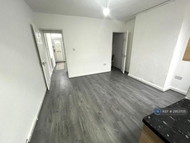 2 bedroom terraced house for rent in Astley Avenue, Coventry, CV6