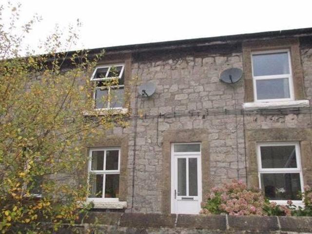 2 bedroom terraced house for rent in Ash Terrace Buxton SK17