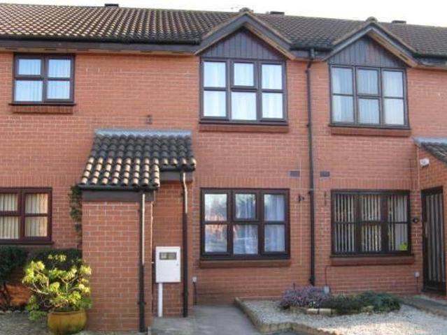 2 bedroom terraced house for rent in Austin Edwards Drive Warwick CV34
