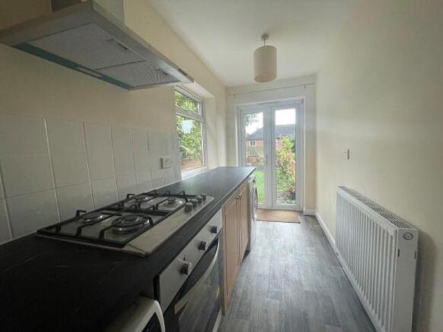 2 bedroom terraced house for rent in Avenue Road Extension, Leicester, LE2