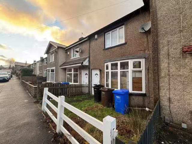 2 bedroom terraced house for rent in Avondale Road, NELSON, BB9