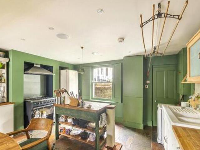 2 Bedroom Terraced House For Rent In Bow West