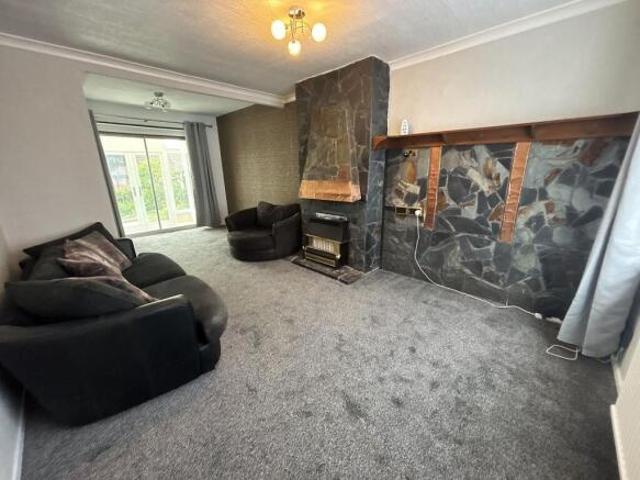 3 bedroom terraced house for rent in Bowland Drive, Bolton, BL1
