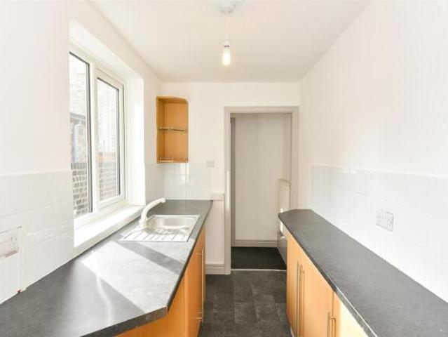 2 bedroom terraced house for rent in Board Street, Bishopthorpe Road, YO23