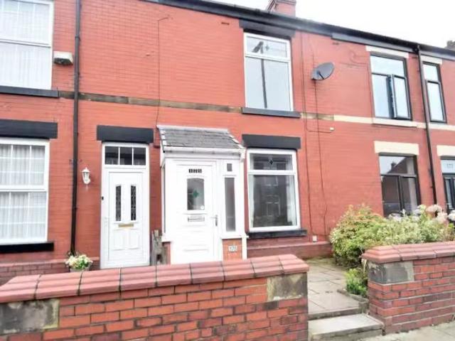 2 bedroom terraced house for rent in Booth Street, Tottington.