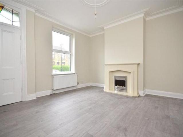 2 bedroom terraced house for rent in Back Lane, Leeds, West Yorkshire, LS12