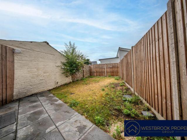 2 bedroom terraced house for rent in Baddow Road, Great Baddow, Chelmsford, Essex, CM2