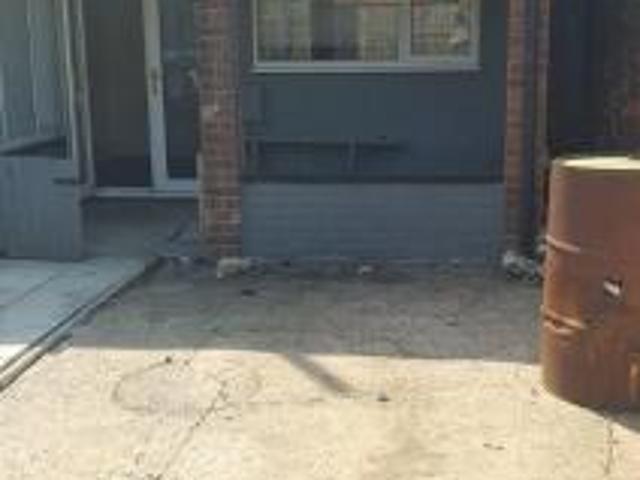 2 bedroom terraced house for rent in Balfour Road, Bentley, DN5
