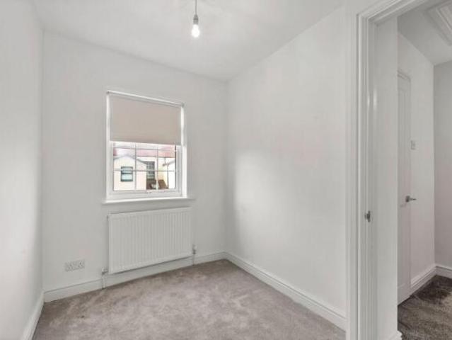 2 bedroom terraced house for rent in Bank Gardens, Penketh, WA5