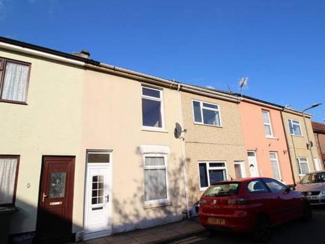 2 bedroom terraced house for rent in Basin Street Portsmouth PO2