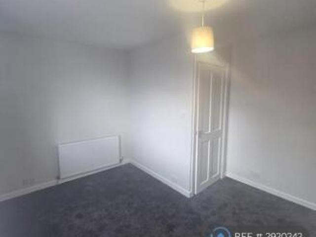 2 bedroom terraced house for rent in Beverley Road, Bolton, BL1