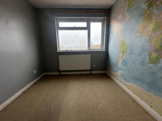 2 bedroom terraced house for rent in Bedford Avenue, Hayes, UB4