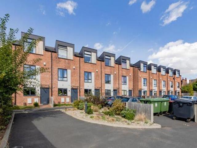 2 Bedroom Terraced House For Rent In Beeston