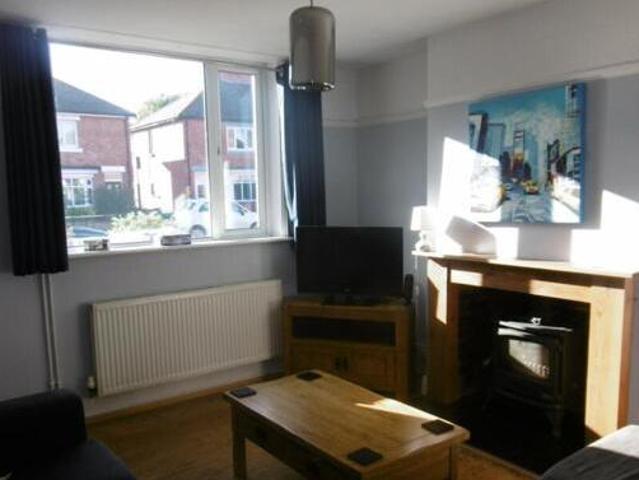 2 Bedroom Terraced House For Rent In Beeston