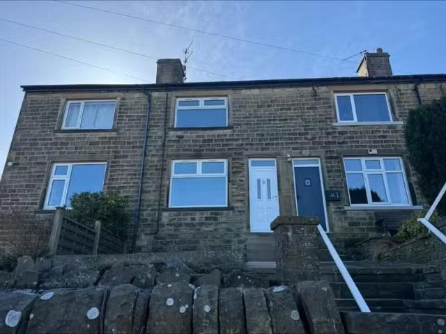 2 bedroom terraced house for rent in Best Lane, Oxenhope, BD22