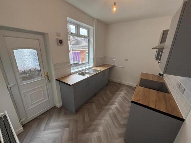 2 bedroom terraced house for rent in Birches Head Road, Stoke On Trent, ST1