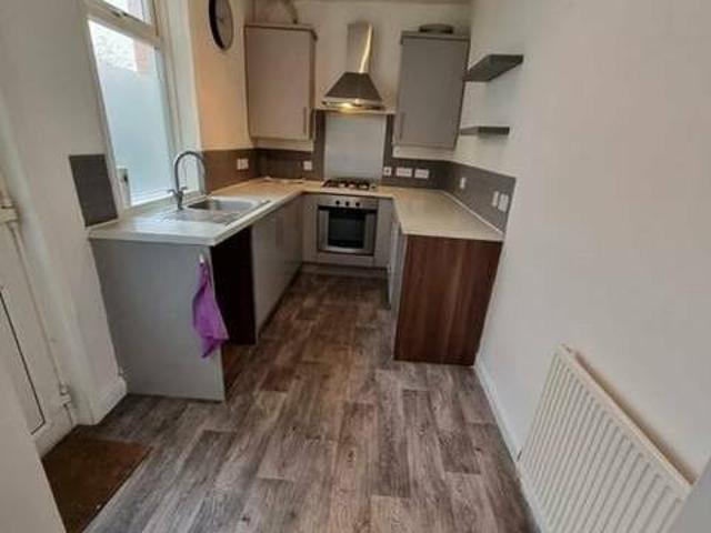 2 bedroom terraced house for rent in Birding Street Mansfield NG19