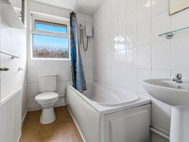 2 bedroom terraced house for rent in Bishops Avenue, Worcester, WR3